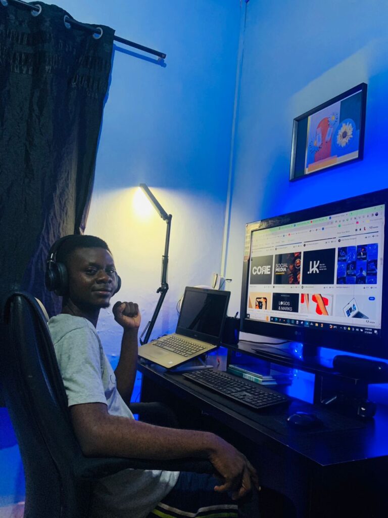 Adesanmi Ayomide Studios